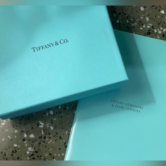 Tiffany & Co. | Jewelry | Tiffany Co Authentic Box And Jewelry Guide ...